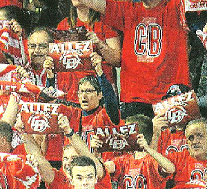 Le mini tifo habille la Meilleraie de rouge et blanc | Cholet Basket