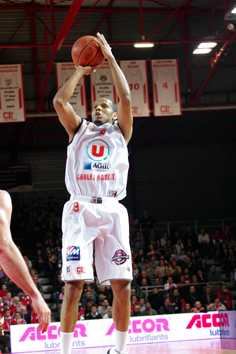 Samuel Mejia, MVP choletais du mois de mars 2011 | Cholet Basket